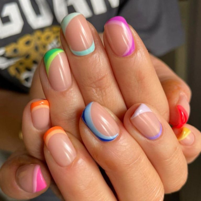 52+ Beach Vacation Nails That'll Look Perfect On Your Insta Feed