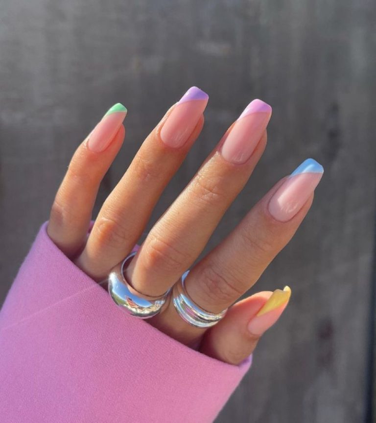 37+ Pretty Pastel French Nails That Will Make You Swoon - Lifestyle ...