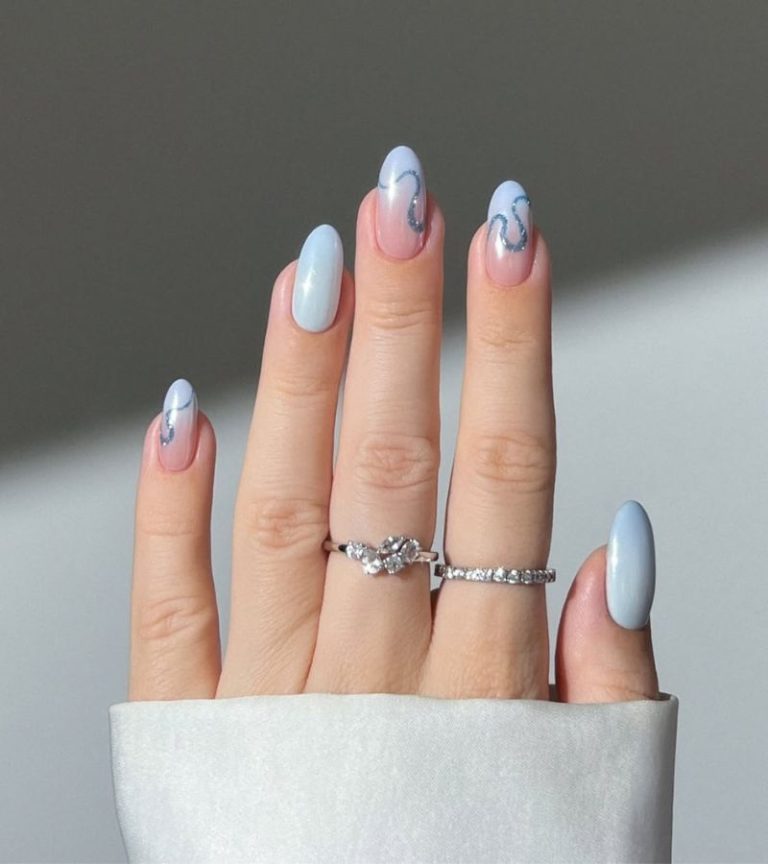 33 Dreamy Icy Blue Nails You’ll Want the Second You See Them ...